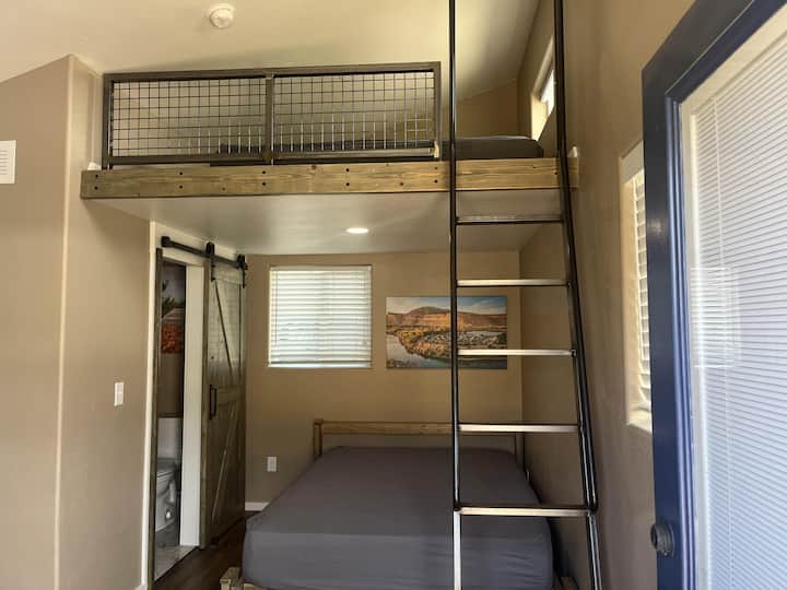 Private Cabin - Queen Bed & Loft With Full Bed - Palisade, CO