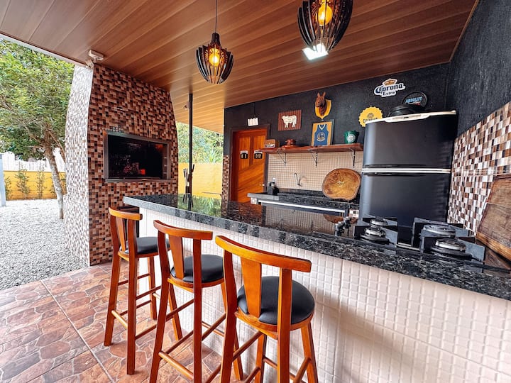 Casa Com áRea Gourmet, Acomoda Até 10 Pessoas - Brusque