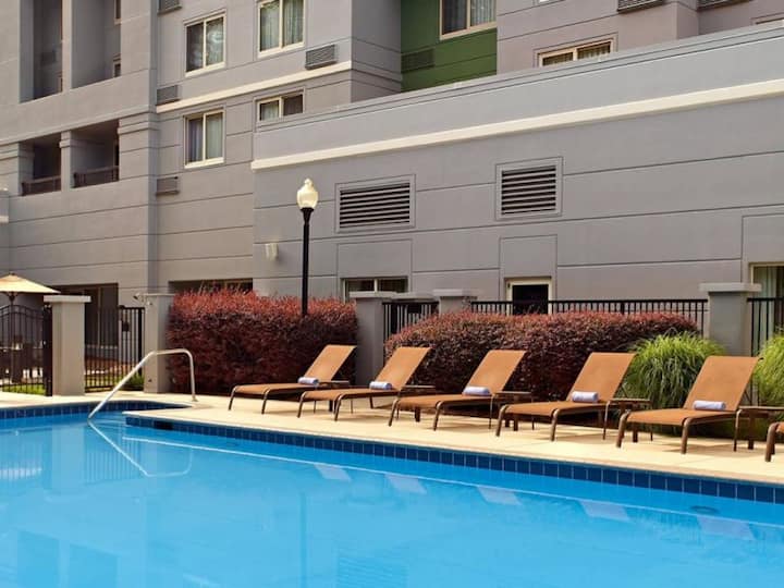 3 Kid-friendly Units Close To High Museum Of Art! - Atlanta, GA