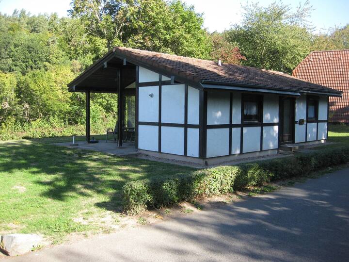 Single Storey Detached Bungalow, In A Wooded Area - Bebra