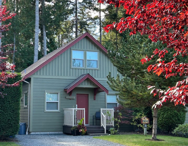 Tranquil Coastal Retreat! - Parksville