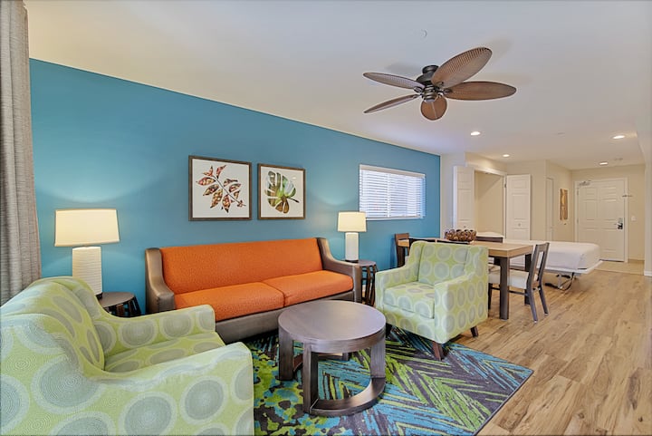 Tropical Haven: 2br Condo Near Beach & Downtown - Kailua-Kona