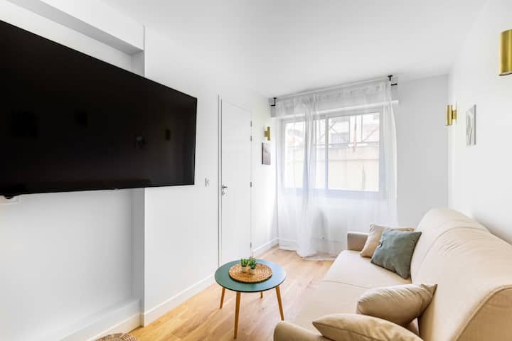 Lavie Maison: Equipped Studio, Chartrons - Bordeaux