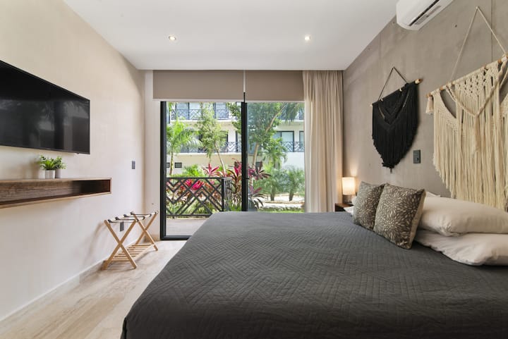 Modern 2br Apartment With Gym & Rooftop Pool - Tulum