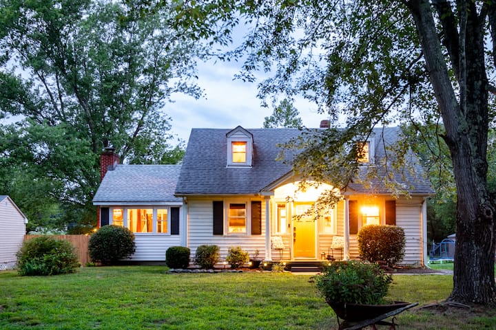 Wine Country Cottage, Hot Tub, Game Room, Slps 12 - Barboursville Vineyards, Barboursville