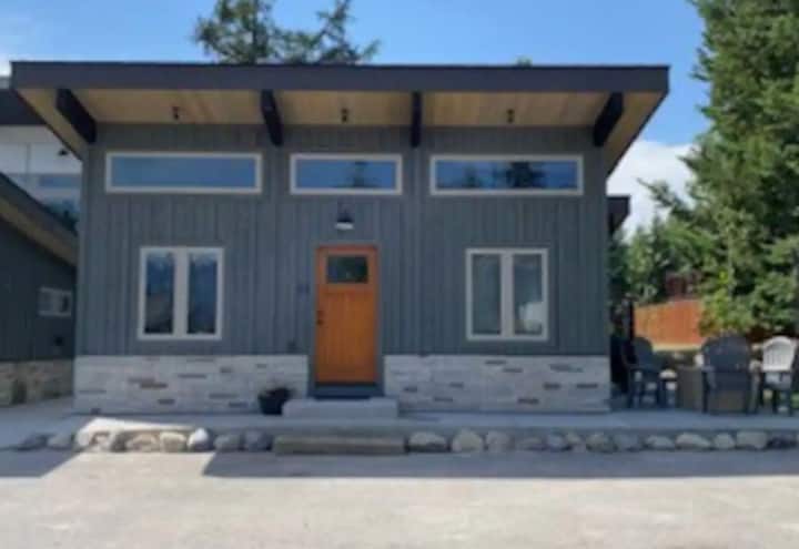 Stryker Luxury Cabin I By Golf Course - Whitefish, MT