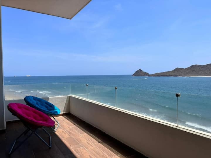 A Pie De Playa Con Vista Al Mar By Gpsrentas - Mazatlán