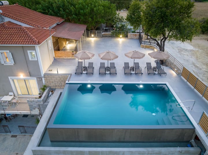 Three-bedroom Apartment Iphigenia - Kateleios