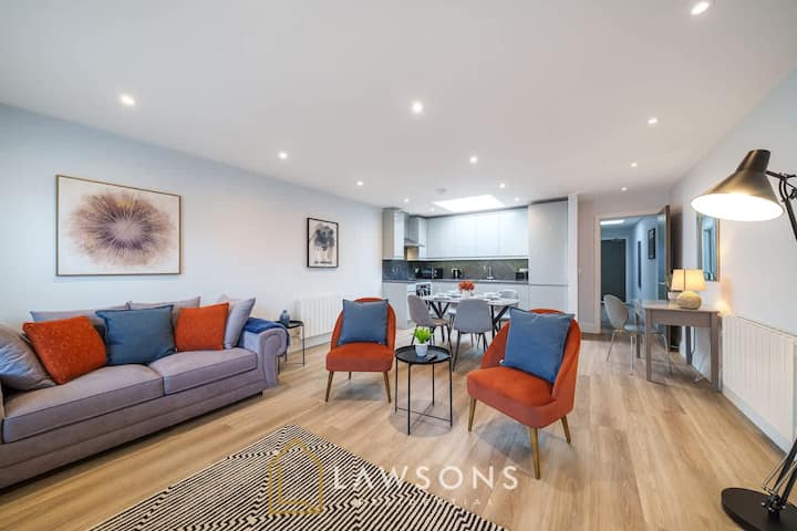 Penthouse Living By Lawsons - Windsor Castle