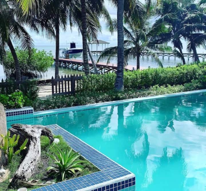Holiday Time @ Le Reve Beach House & Casita - Belice