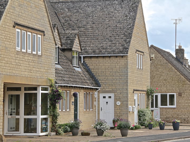 Kate's Cottage - Bourton-on-the-Water