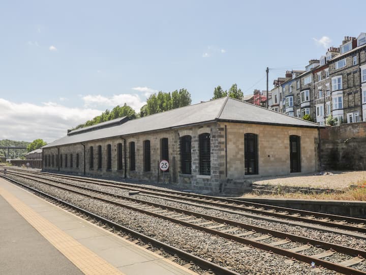 George Stephenson @ Engine Shed - Whitby