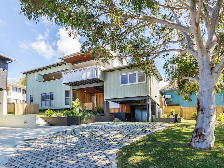 7 Roseby Court - Point Lookout