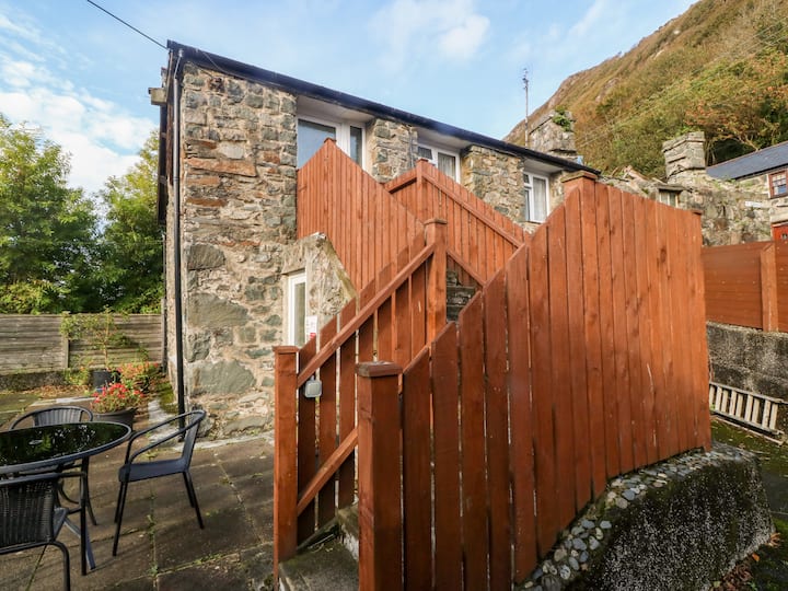 First Floor Apartment - Beddgelert