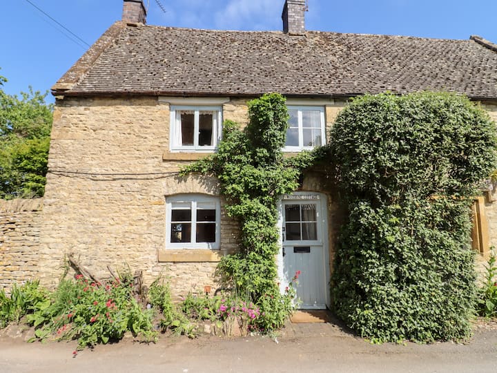 Woodbine Cottage - Stow-on-the-Wold
