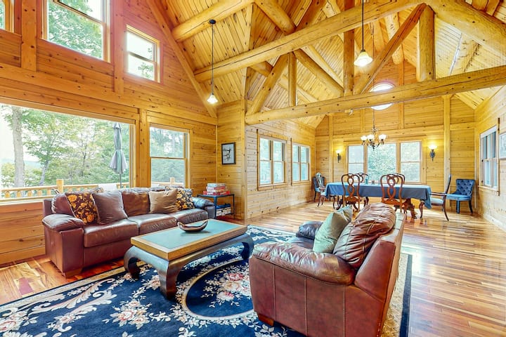 2br Waterfront House With Sauna, Dock, Kayaks, Gym - Greenville, ME