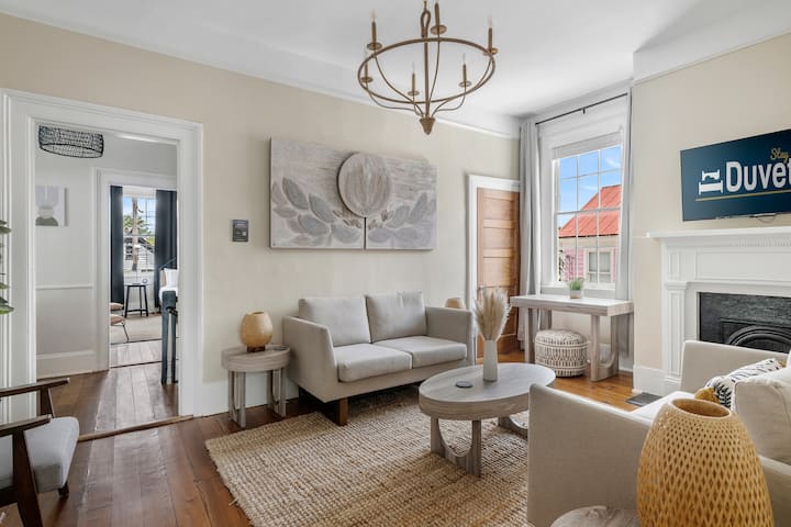 Casa Fuego - Suite B | Private Porch - Charleston