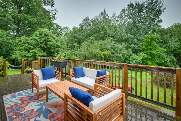 Alexandria Cabin W/ Patio, Grill & Deck - Danbury, NH