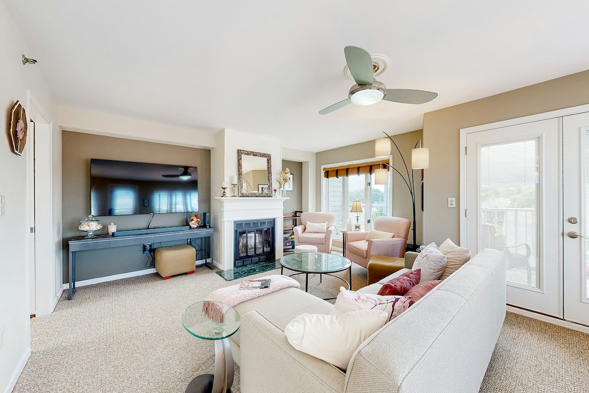 3BR condo w/pool access - near the ocean - Condominiums for Rent in ...