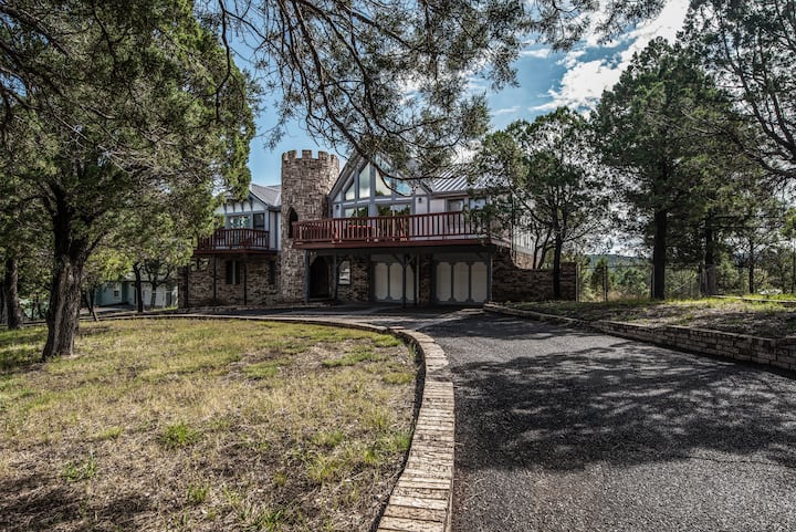White Mountain Chateau | Private Hot Tub, Deck! - Ruidoso, NM