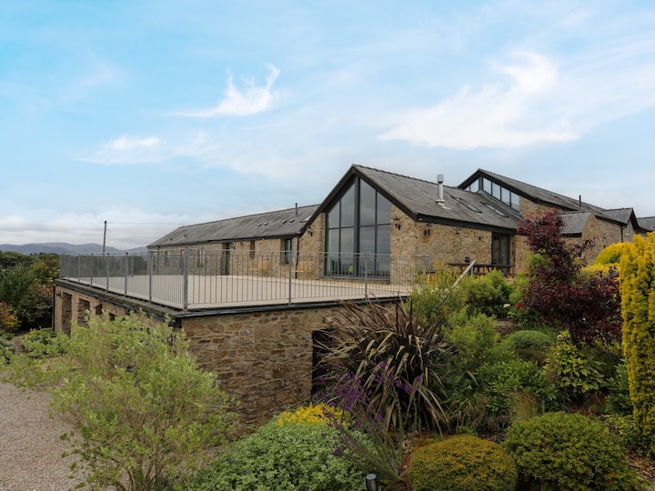 Gwelfor Barn - Beaumaris