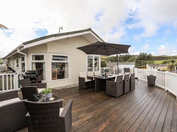 The Warren D24 - Abersoch