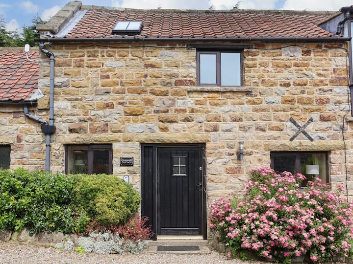 Granary Cottage - Robin Hood's Bay