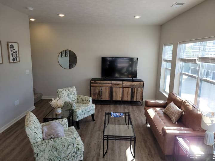Tranquil Omaha Retreat With Wifi, Easy City Access - Gretna, NE