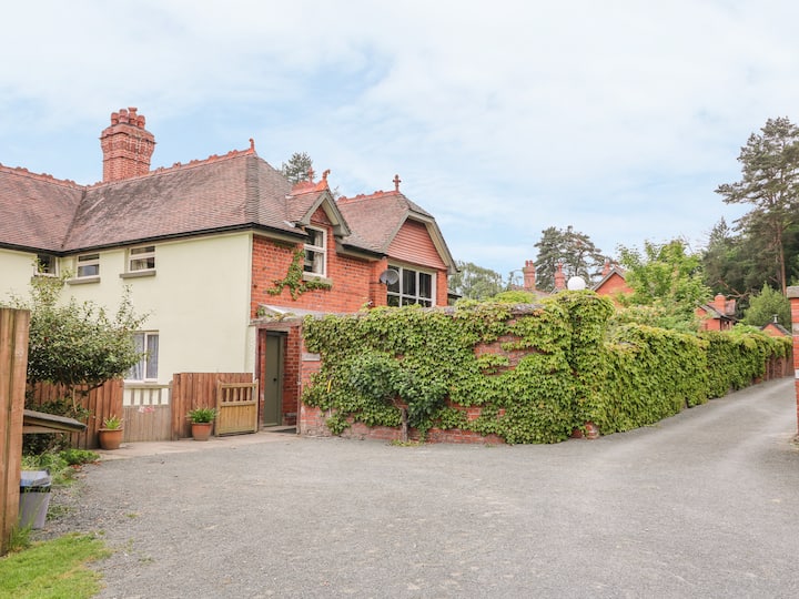 Riverside Cottage - Rhayader