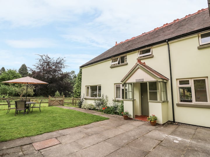 Gardener's Cottage - Rhayader