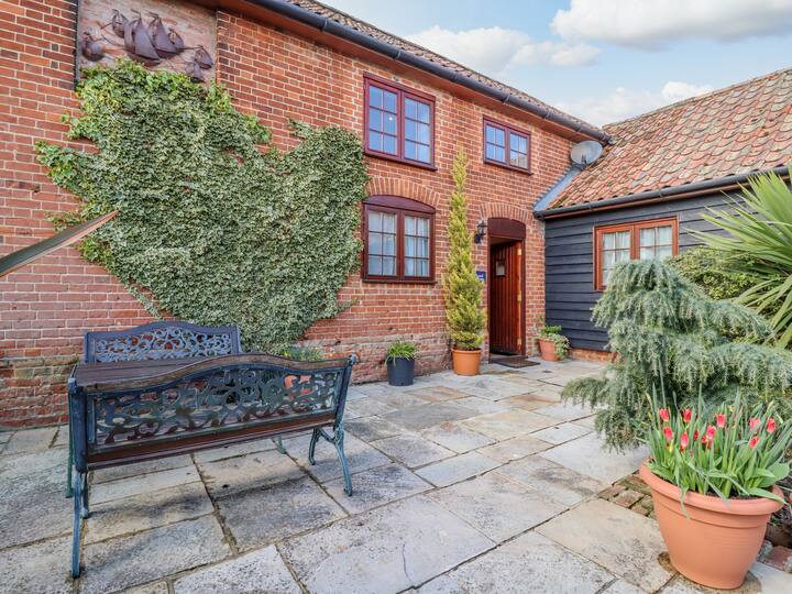 Hayloft Cottage - Framlingham