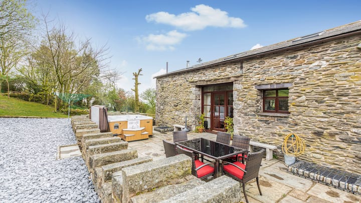 Hill Side Barn - Ulverston