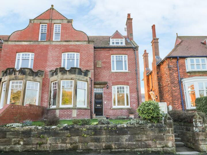 Sterling House - Robin Hood's Bay