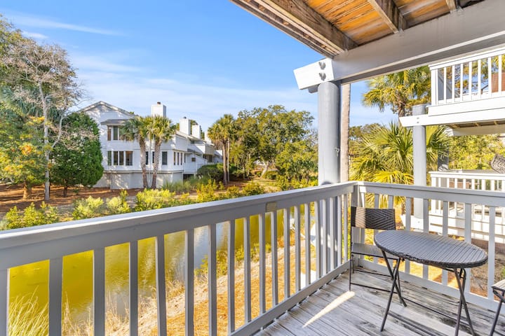 Lagoon Villa 29 - Close To Beach! Lagoon View! - Isle of Palms, SC