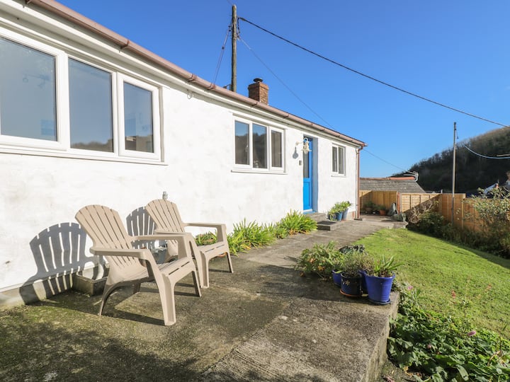 Cockle Island Cottage - Coverack