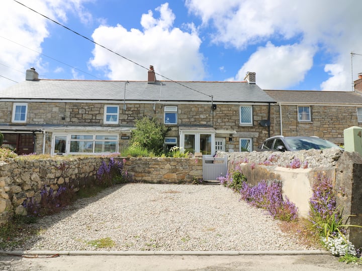 Driftwood Cottage - Helston