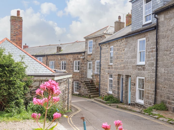 Mermaid Cottage - Mousehole
