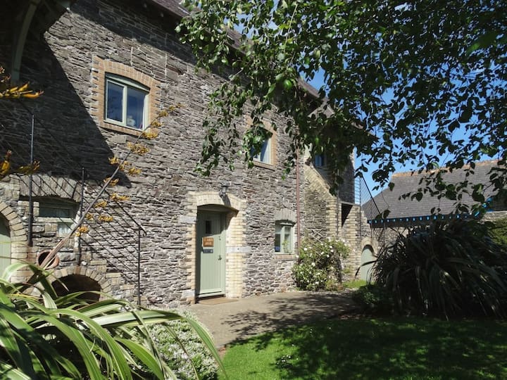 St Aubyn Cottage - Noss Mayo