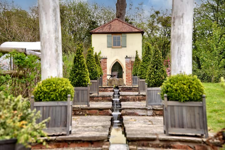 The Folly - Leominster