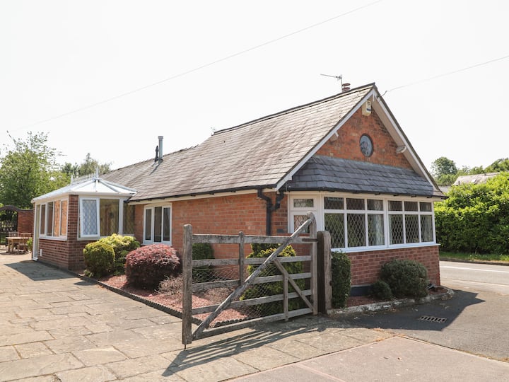 Elm Tree Cottage - Melton Mowbray