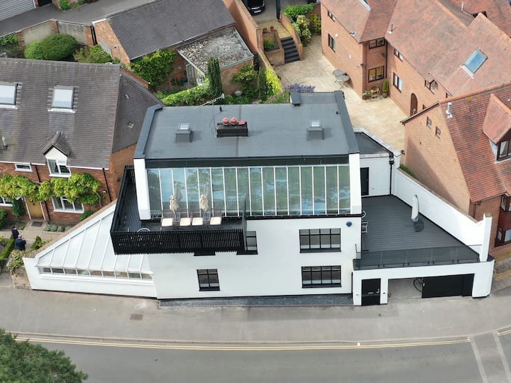 Castle View - Warwick