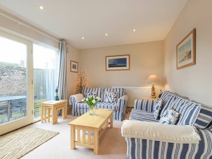 Smugglers Cove 7 - Seahouses