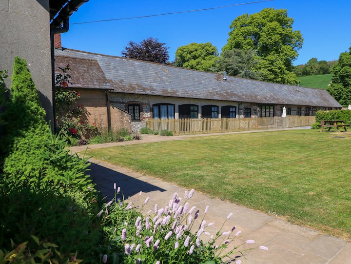 The Old Stables - Blandford Forum