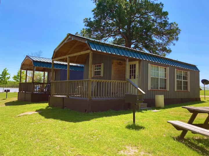Premium Waterfront 1 Bedroom Cabin - Goat Island, Trinity