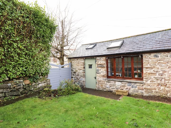 Little Orchard Barn - Carlyon Bay
