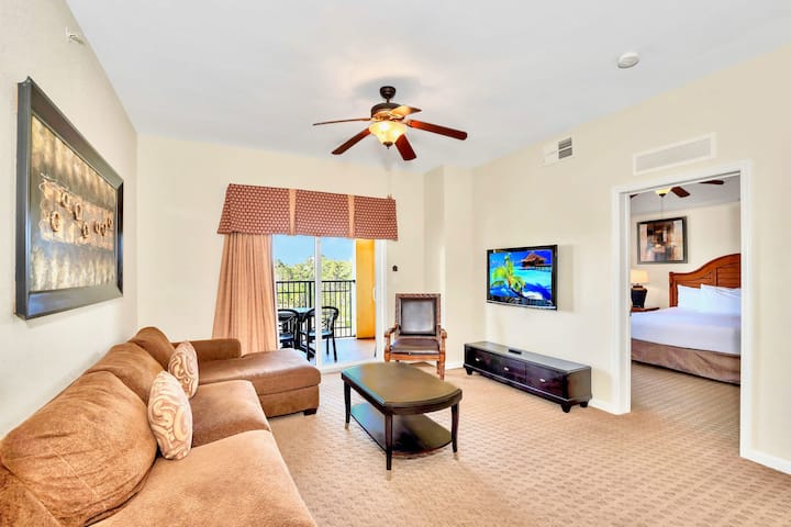 Buena Vista Resort Condo W/ Pool & Private Patio - Orlando, FL