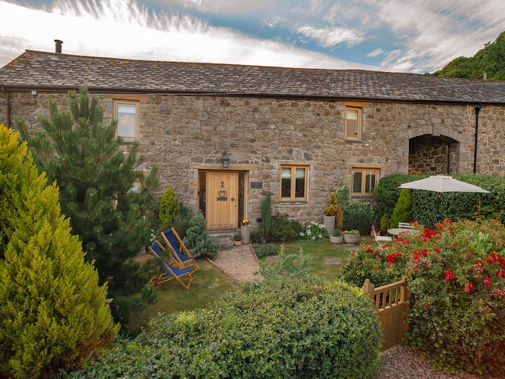 May Blossom Barn - Lustleigh