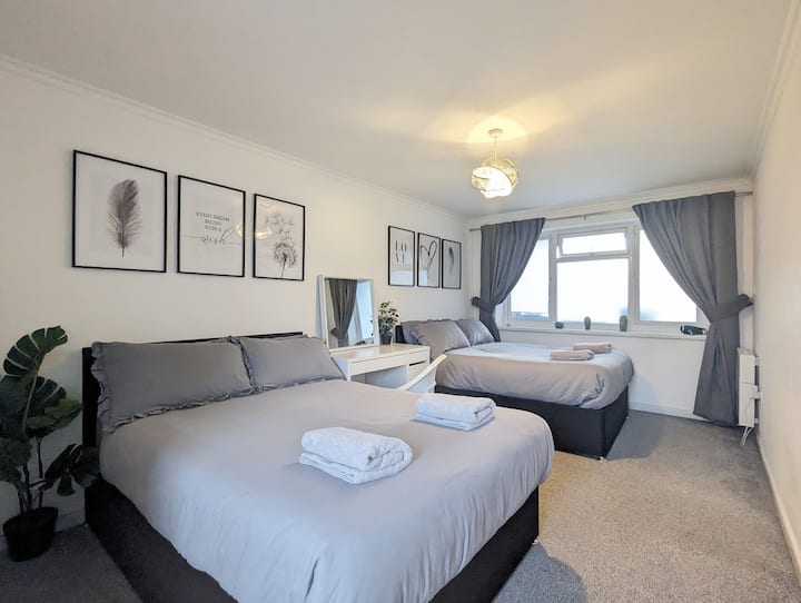 2xdouble Bed Private Dedicated Shower Free Parkin - Liverpool