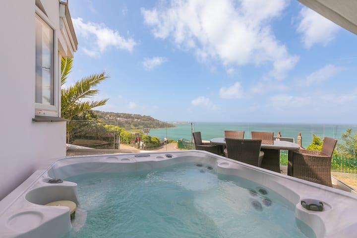 Starboard - Carbis Bay