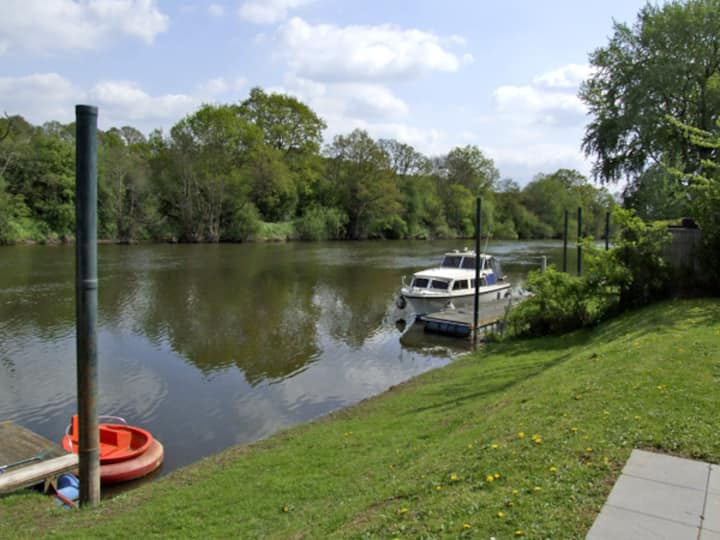 Rosewaters Cottage - West Midlands